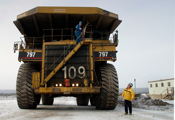 tar-sands-giant-truck-photo-credit-Denver-post | Indigenous ...